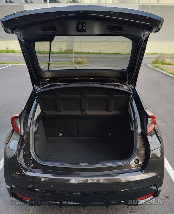 Honda Civic 2016 in Tallinn, with an engine capacity of 1.80 L and mileage of 150 thousand km for 9300 €, photo 10 on AUTOMOTO.COM.LV