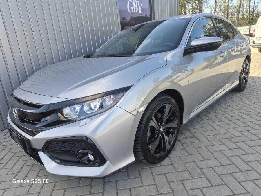 Honda Civic 2018 Tauragė, ar dzinēja tilpumu 1.00 L un nobraukumu 121 tūkst. km par 9500 €, foto 1 vietnē AUTOMOTO.COM.LV