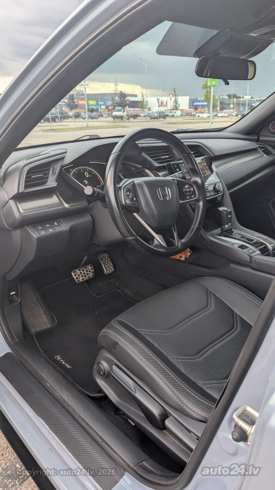 Honda Civic 2018 Rīga, ar dzinēja tilpumu 1.50 L un nobraukumu 77 tūkst. km par 17600 €, foto 6 vietnē AUTOMOTO.COM.LV