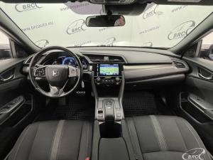 Honda Civic 2018 in Vilnius, with an engine capacity of 1.60 L and mileage of 190 thousand km for 11900 €, photo 4 on AUTOMOTO.COM.LV