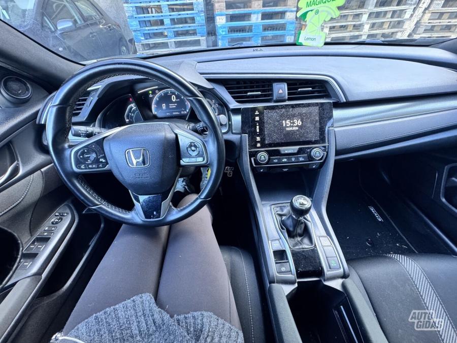 Honda Civic 2019 Viļņa, ar dzinēja tilpumu 1.00 L un nobraukumu 154 tūkst. km par 10950 €, foto 12 vietnē AUTOMOTO.COM.LV