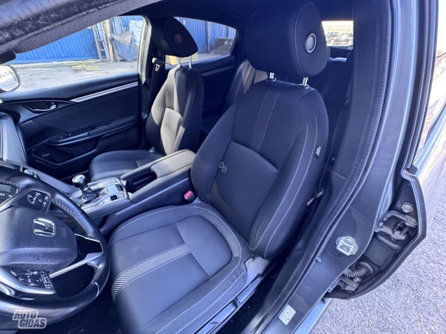 Honda Civic 2019 Viļņa, ar dzinēja tilpumu 1.00 L un nobraukumu 154 tūkst. km par 10950 €, foto 13 vietnē AUTOMOTO.COM.LV