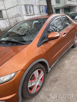 Oranžs Honda Civic 2008 Rīga, ar dzinēja tilpumu 1.40 L un nobraukumu 177 tūkst. km par 2600 €, foto 5 vietnē AUTOMOTO.COM.LV