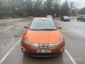 Orange Honda Civic 2008 in Riga, with an engine capacity of 1.80 L and mileage of 251 thousand km for 1700 €, photo  on AUTOMOTO.COM.LV