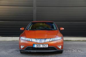 Orange Honda Civic 2009 in Tartu, with an engine capacity of 1.80 L and mileage of 210 thousand km for 2750 €, photo 3 on AUTOMOTO.COM.LV