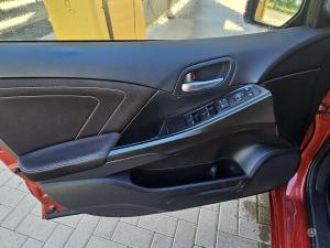 Orange Honda Civic 2015 in Radviliskis, with an engine capacity of 1.60 L and mileage of 290 thousand km for 3900 €, photo 15 on AUTOMOTO.COM.LV