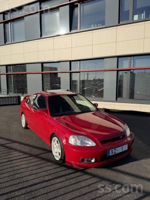 Red Honda Civic 1999 in Riga, with an engine capacity of 1.60 L and mileage of 259 thousand km for 15500 €, photo 3 on AUTOMOTO.COM.LV