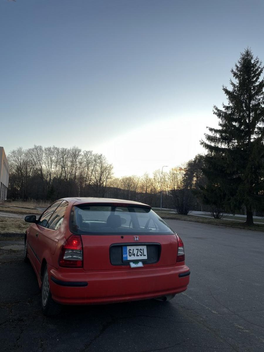 Sarkans Honda Civic 1996 Jehvi, ar dzinēja tilpumu 1.60 L un nobraukumu 257 tūkst. km par 800 €, foto 9 vietnē AUTOMOTO.COM.LV