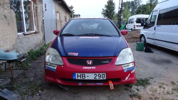 Red Honda Civic 2003 in Valka, with an engine capacity of 1.60 L and mileage of 160 thousand km for 920 €, photo 1 on AUTOMOTO.COM.LV