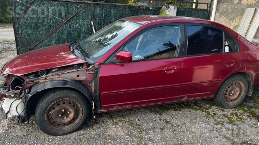 Sarkans Honda Civic 2003 Valka, ar dzinēja tilpumu 1.60 L un nobraukumu 160 tūkst. km par 920 €, foto 17 vietnē AUTOMOTO.COM.LV