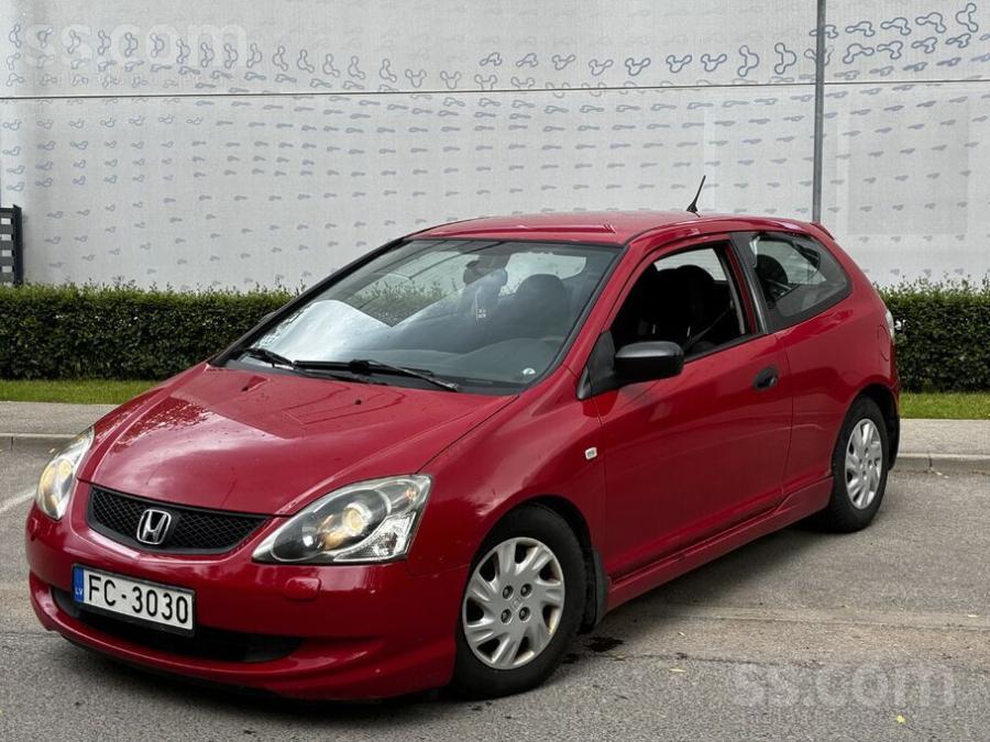 Red Honda Civic 2004 in Riga, with an engine capacity of 1.60 L and mileage of 286 thousand km for 1000 €, photo 4 on AUTOMOTO.COM.LV