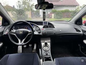 Sarkans Honda Civic 2006 Klaipėda, ar dzinēja tilpumu 1.40 L un nobraukumu 181 tūkst. km par 1480 €, foto 6 vietnē AUTOMOTO.COM.LV