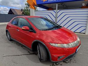 Sarkans Honda Civic 2006 Viļņa, ar dzinēja tilpumu 1.80 L un nobraukumu 205 tūkst. km par 750 €, foto 8 vietnē AUTOMOTO.COM.LV