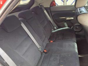Sarkans Honda Civic 2006 Viļņa, ar dzinēja tilpumu 1.80 L un nobraukumu 205 tūkst. km par 750 €, foto 12 vietnē AUTOMOTO.COM.LV