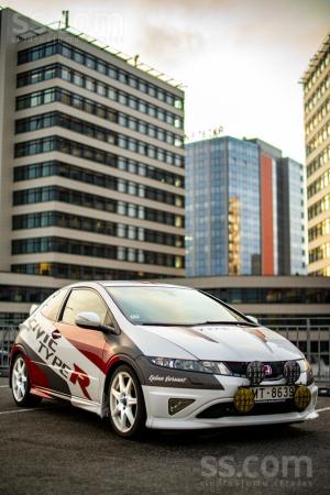 Sarkans Honda Civic 2007 Rīga, ar dzinēja tilpumu 2.00 L un nobraukumu 238 tūkst. km par 6700 €, foto 2 vietnē AUTOMOTO.COM.LV