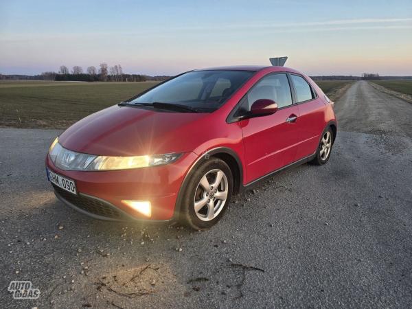 Sarkans Honda Civic 2007 Panevēža, ar dzinēja tilpumu 1.30 L un nobraukumu 234 tūkst. km par 1699 €, foto 1 vietnē AUTOMOTO.COM.LV