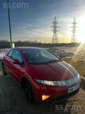 Red Honda Civic 2007 in Daugavpils, with an engine capacity of 1.80 L and mileage of 297 thousand km for 2900 €, photo  on AUTOMOTO.COM.LV