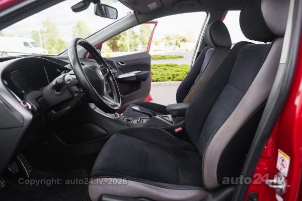 Sarkans Honda Civic 2007 Tallina, ar dzinēja tilpumu 1.80 L un nobraukumu 218 tūkst. km par 1899 €, foto 4 vietnē AUTOMOTO.COM.LV