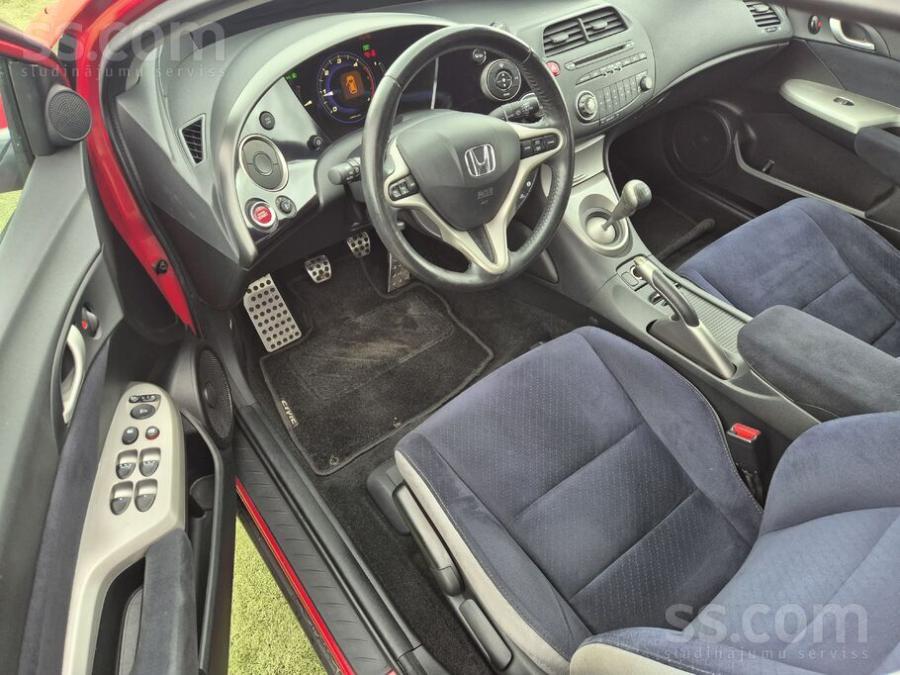 Sarkans Honda Civic 2007 Liepāja, ar dzinēja tilpumu 2.20 L un nobraukumu 287 tūkst. km par 3700 €, foto 10 vietnē AUTOMOTO.COM.LV