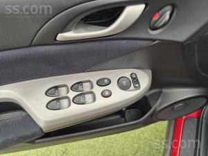 Sarkans Honda Civic 2007 Liepāja, ar dzinēja tilpumu 2.20 L un nobraukumu 287 tūkst. km par 3700 €, foto 11 vietnē AUTOMOTO.COM.LV