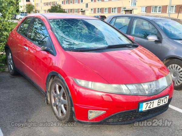 Красный Хонда Цивик 2007 в Тарту, объемом двигателя 1.80 л и пробегом 225 тыс. км за 999 €, фото 1 на AUTOMOTO.COM.LV