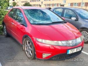 Red Honda Civic 2007 in Tartu, with an engine capacity of 1.80 L and mileage of 225 thousand km for 999 €, photo 1 on AUTOMOTO.COM.LV