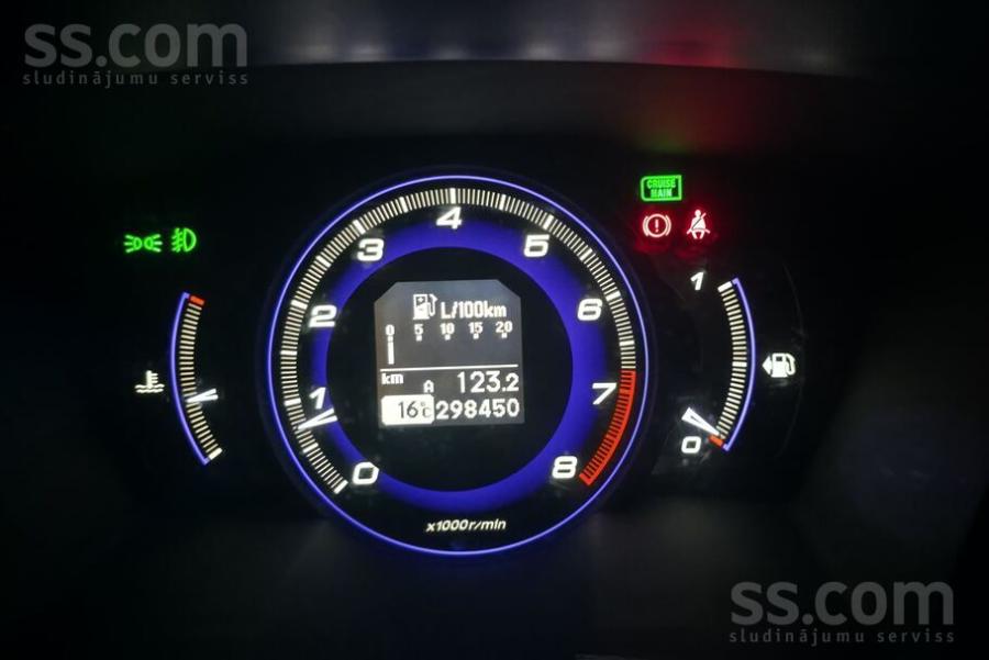 Sarkans Honda Civic 2007 Daugavpils, ar dzinēja tilpumu 1.80 L un nobraukumu 298 tūkst. km par 2750 €, foto 7 vietnē AUTOMOTO.COM.LV