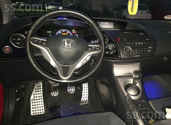 Sarkans Honda Civic 2007 Daugavpils, ar dzinēja tilpumu 1.80 L un nobraukumu 298 tūkst. km par 2750 €, foto 9 vietnē AUTOMOTO.COM.LV