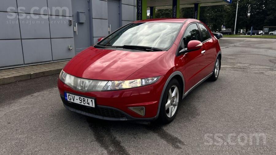 Sarkans Honda Civic 2007 Rīga, ar dzinēja tilpumu 1.80 L un nobraukumu 146 tūkst. km par 2800 €, foto 1 vietnē AUTOMOTO.COM.LV