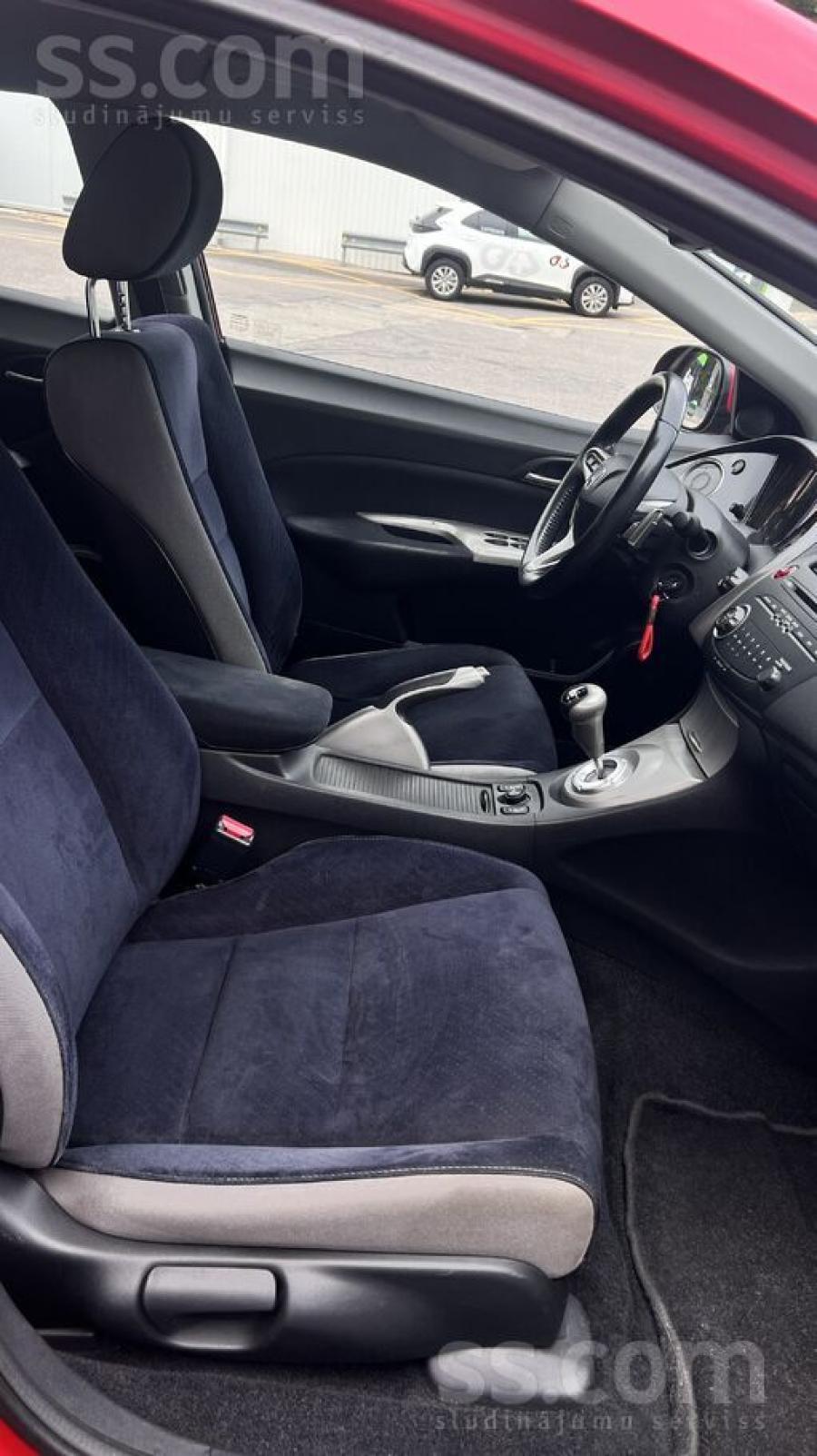 Sarkans Honda Civic 2007 Rīga, ar dzinēja tilpumu 1.80 L un nobraukumu 146 tūkst. km par 2800 €, foto 7 vietnē AUTOMOTO.COM.LV