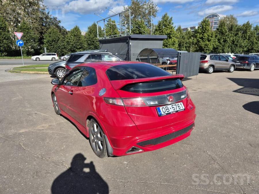 Sarkans Honda Civic 2007 Rīga, ar dzinēja tilpumu 2.00 L un nobraukumu 251 tūkst. km par 7490 €, foto 9 vietnē AUTOMOTO.COM.LV