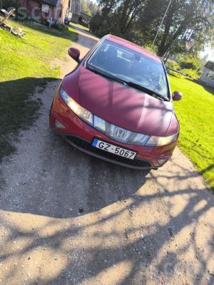 Sarkans Honda Civic 2007 Kuldīga, ar dzinēja tilpumu 1.80 L un nobraukumu 0 tūkst. km par 700 €, foto  vietnē AUTOMOTO.COM.LV