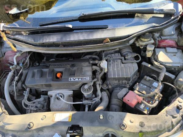 Sarkans Honda Civic 2007 Kuldīga, ar dzinēja tilpumu 1.80 L un nobraukumu 0 tūkst. km par 700 €, foto 5 vietnē AUTOMOTO.COM.LV