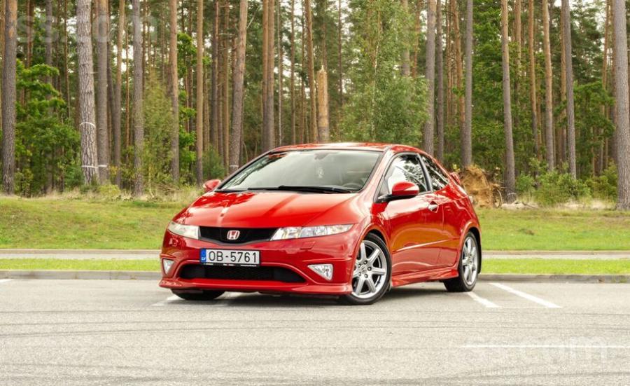Sarkans Honda Civic 2007 Rīga, ar dzinēja tilpumu 2.00 L un nobraukumu 251 tūkst. km par 7490 €, foto 5 vietnē AUTOMOTO.COM.LV