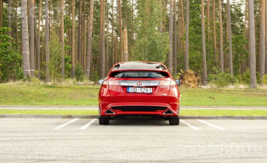 Sarkans Honda Civic 2007 Rīga, ar dzinēja tilpumu 2.00 L un nobraukumu 251 tūkst. km par 7490 €, foto 8 vietnē AUTOMOTO.COM.LV