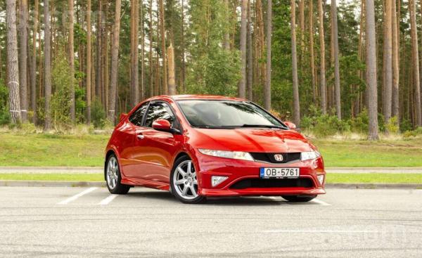 Sarkans Honda Civic 2007 Rīga, ar dzinēja tilpumu 2.00 L un nobraukumu 251 tūkst. km par 6290 €, foto 3 vietnē AUTOMOTO.COM.LV