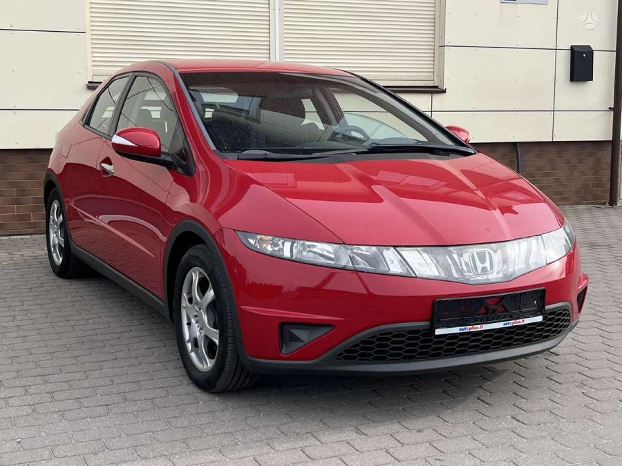 Sarkans Honda Civic 2008 Kretinga, ar dzinēja tilpumu 1.34 L un nobraukumu 101 tūkst. km par 3850 €, foto 1 vietnē AUTOMOTO.COM.LV
