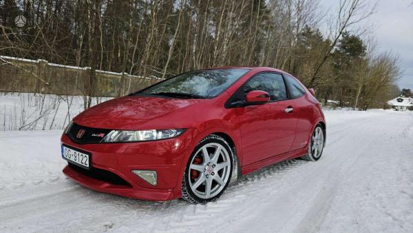 Sarkans Honda Civic 2008 Rīga, ar dzinēja tilpumu 2.00 L un nobraukumu 210 tūkst. km par 6600 €, foto 1 vietnē AUTOMOTO.COM.LV