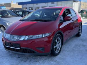 Red Honda Civic 2008 in Kretinga, with an engine capacity of 1.34 L and mileage of 101 thousand km for 3700 €, photo 3 on AUTOMOTO.COM.LV