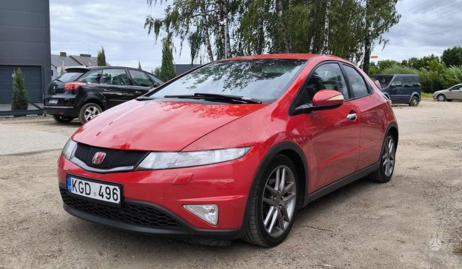 Sarkans Honda Civic 2008 Kauņa, ar dzinēja tilpumu 1.80 L un nobraukumu 210 tūkst. km par 1250 €, foto 1 vietnē AUTOMOTO.COM.LV