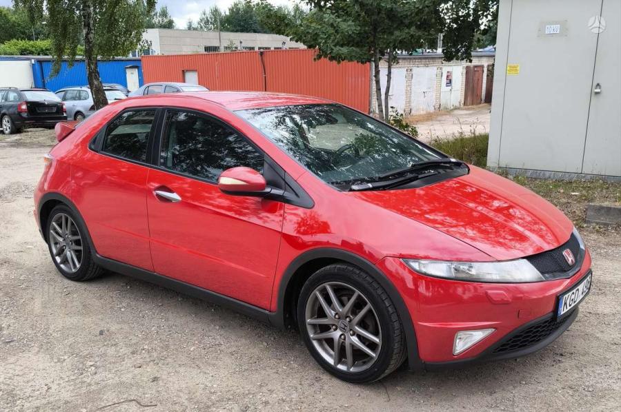 Sarkans Honda Civic 2008 Kauņa, ar dzinēja tilpumu 1.80 L un nobraukumu 210 tūkst. km par 1250 €, foto 6 vietnē AUTOMOTO.COM.LV