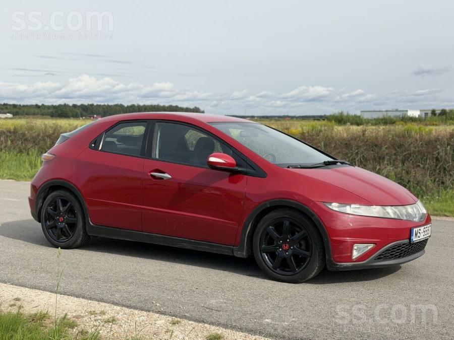 Sarkans Honda Civic 2008 Rīga, ar dzinēja tilpumu 2.20 L un nobraukumu 293 tūkst. km par 1700 €, foto 4 vietnē AUTOMOTO.COM.LV