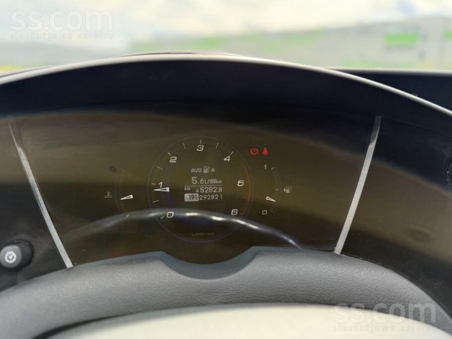 Sarkans Honda Civic 2008 Rīga, ar dzinēja tilpumu 2.20 L un nobraukumu 293 tūkst. km par 1700 €, foto 10 vietnē AUTOMOTO.COM.LV