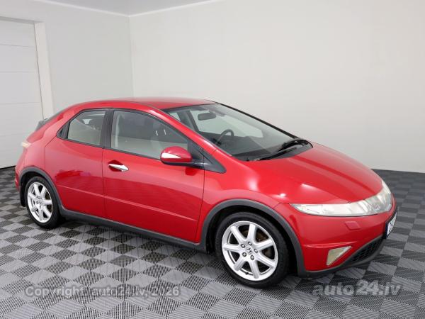 Sarkans Honda Civic 2008 Tallina, ar dzinēja tilpumu 1.80 L un nobraukumu 210 tūkst. km par 1499 €, foto 1 vietnē AUTOMOTO.COM.LV