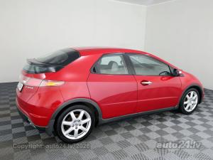 Sarkans Honda Civic 2008 Tallina, ar dzinēja tilpumu 1.80 L un nobraukumu 210 tūkst. km par 1499 €, foto 4 vietnē AUTOMOTO.COM.LV