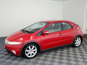 Красный Хонда Цивик 2008 в Таллин, объемом двигателя 1.80 л и пробегом 210 тыс. км за 1499 €, фото 10 на AUTOMOTO.COM.LV