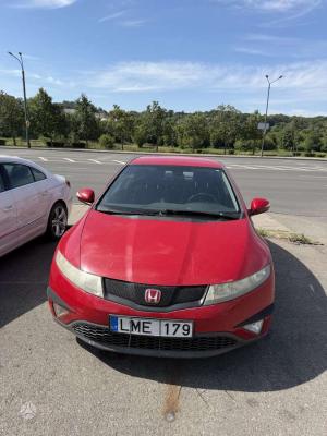 Sarkans Honda Civic 2009 Kauņa, ar dzinēja tilpumu 2.20 L un nobraukumu 246 tūkst. km par 799 €, foto 3 vietnē AUTOMOTO.COM.LV