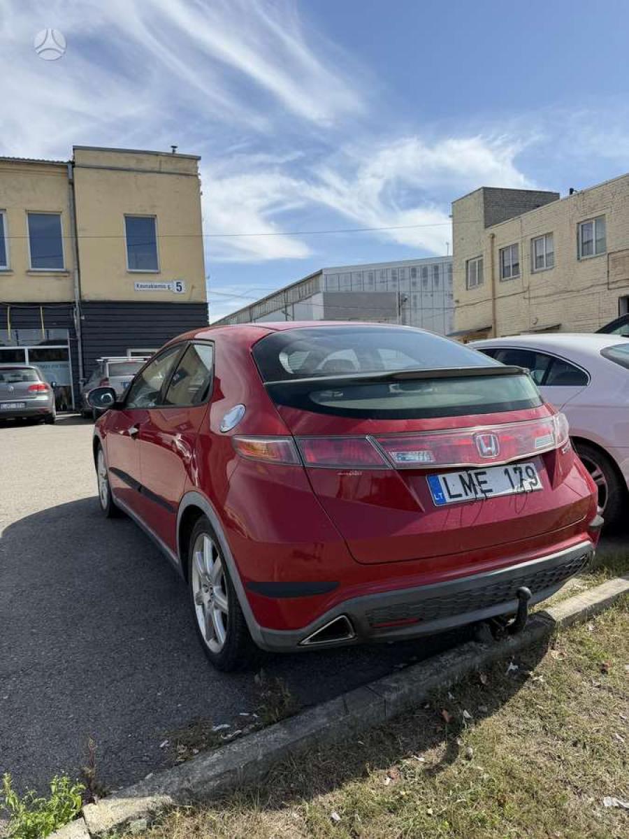Sarkans Honda Civic 2009 Kauņa, ar dzinēja tilpumu 2.20 L un nobraukumu 246 tūkst. km par 799 €, foto 7 vietnē AUTOMOTO.COM.LV