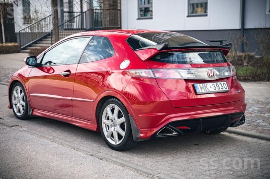 Sarkans Honda Civic 2010 Rīga, ar dzinēja tilpumu 2.00 L un nobraukumu 0 tūkst. km par 22500 €, foto 6 vietnē AUTOMOTO.COM.LV