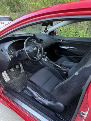 Sarkans Honda Civic 2010 Elektrėnai, ar dzinēja tilpumu 1.80 L un nobraukumu 234 tūkst. km par 2100 €, foto 9 vietnē AUTOMOTO.COM.LV